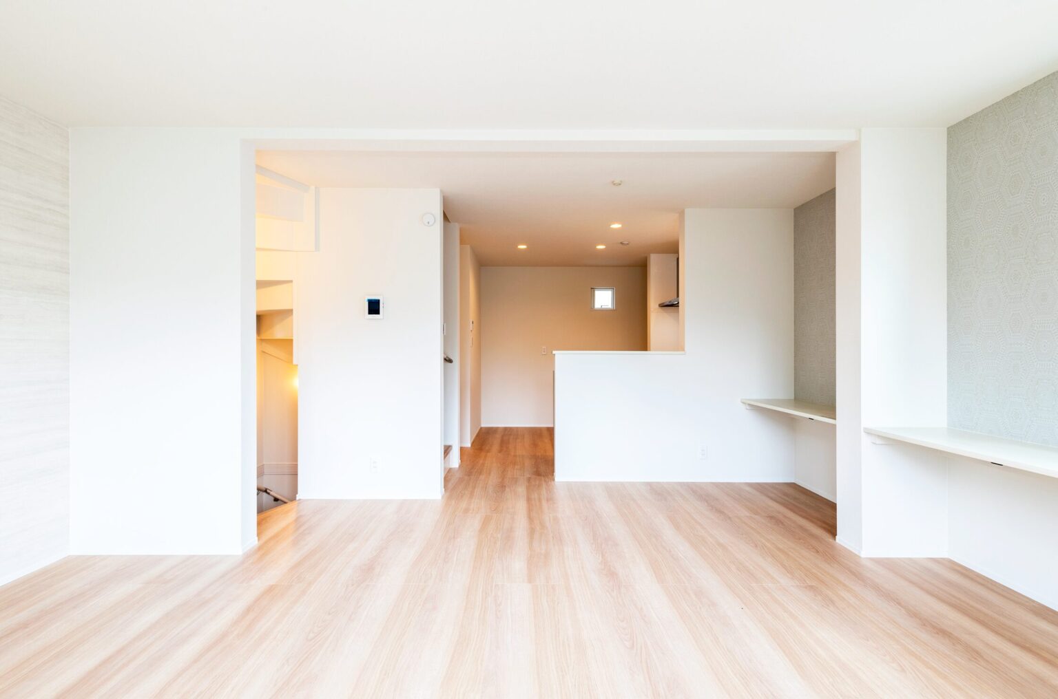 北欧スタイルの柔らかな雰囲気と都市の利便性を両立した4LDK・2台駐車の住まい -株式会社BLISS（ブリス）